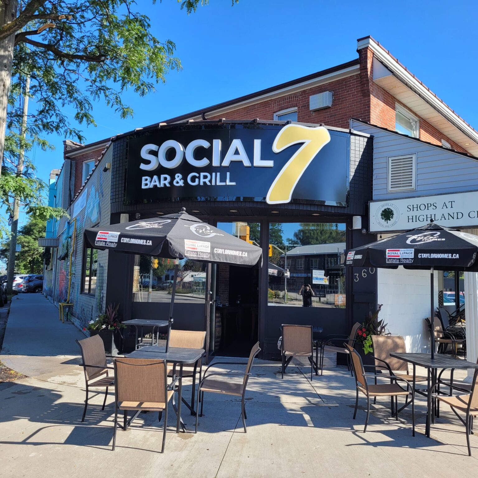 Home - Social7 Bar and Grill